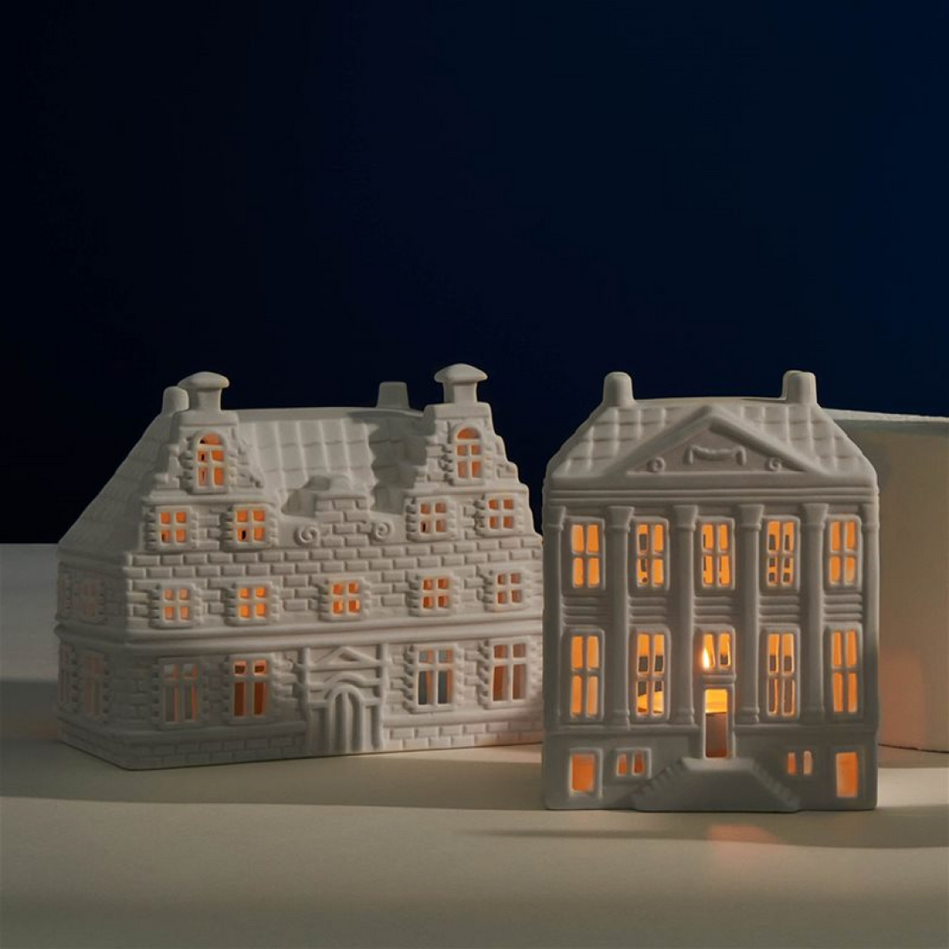 Miniature Houses – The Art Collectible